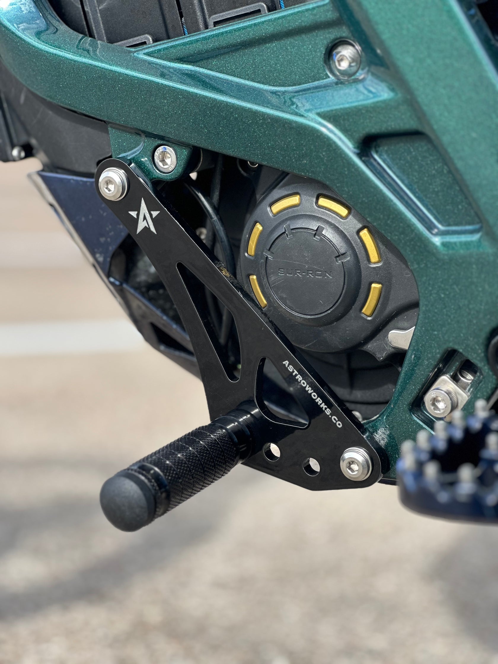 Surron Light Bee ShiftLock – Astroworks